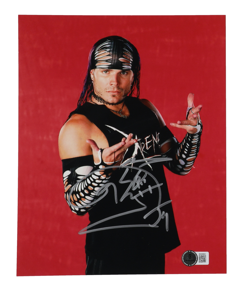 Jeff Hardy Signed WWE 8x10 Photo (Beckett) | Pristine Auction