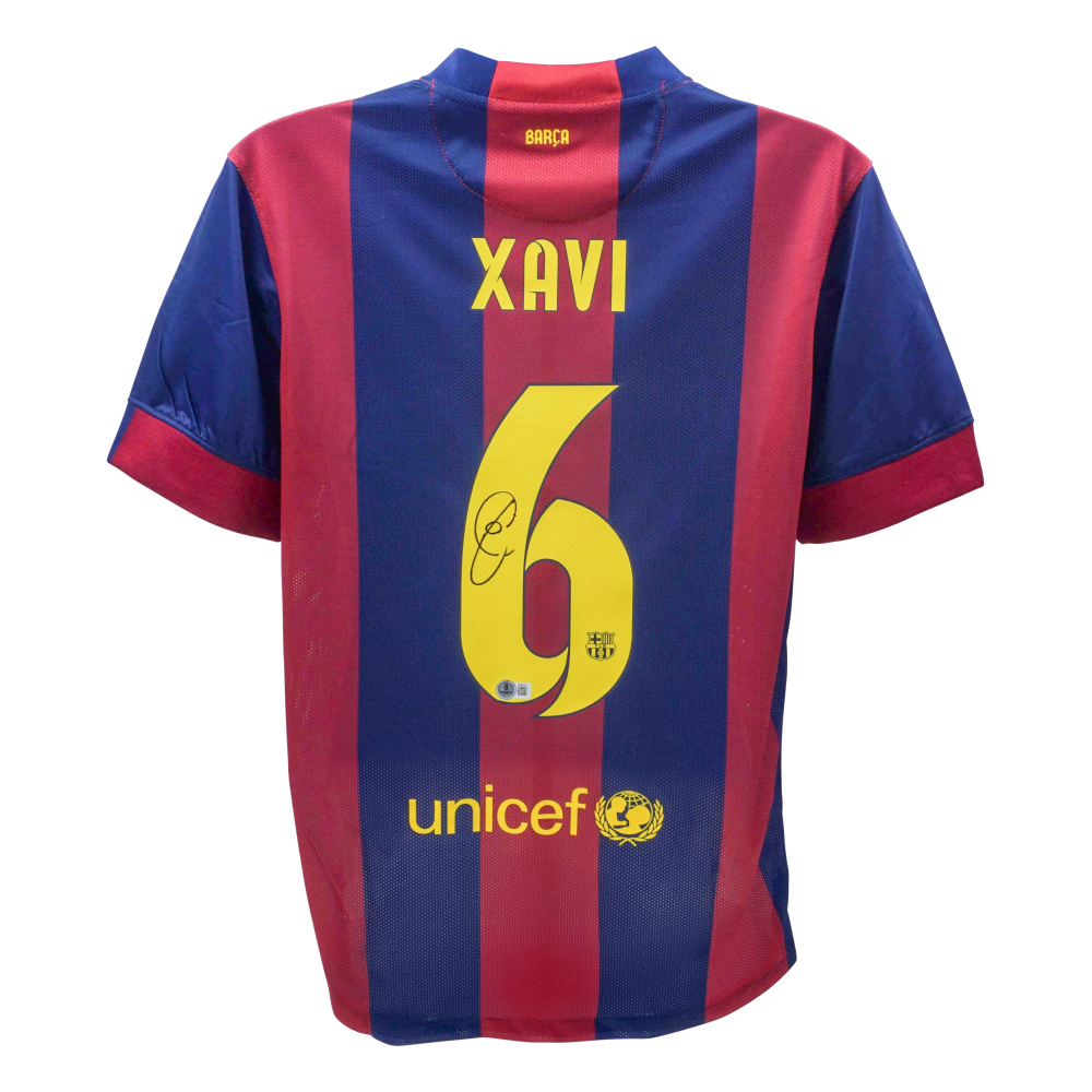 Xavi Signed Barcelona Jersey (Beckett) | Pristine Auction