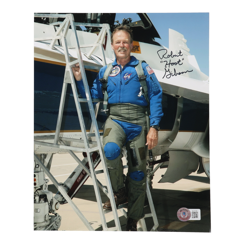 Robert "Hoot" Gibson Signed 8x10 Photo (Beckett) | Pristine Auction