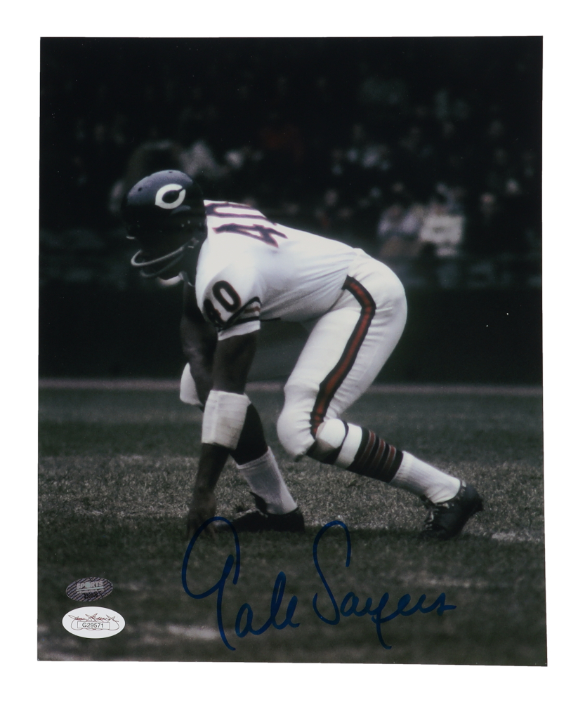 Gale Sayers Signed Bears 8x10 Photo (JSA & SportsMemorabilia) | Pristine Auction