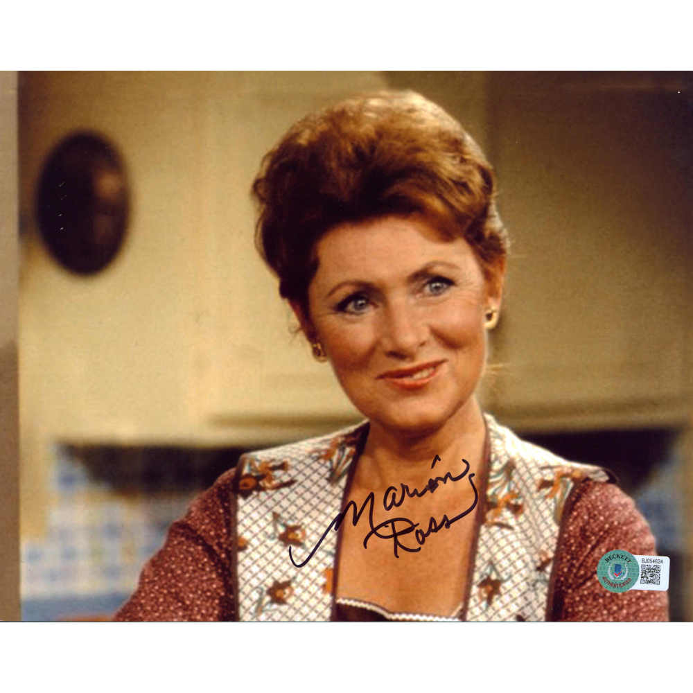 Marion Ross Signed "Happy Days" 8x10 Photo (Beckett) | Pristine Auction