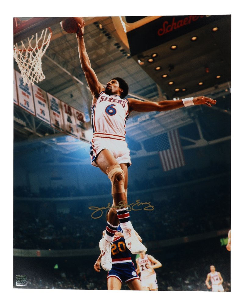 Julius "Dr. J" Erving Signed 76ers 16x20 Photo (Playball Ink ...