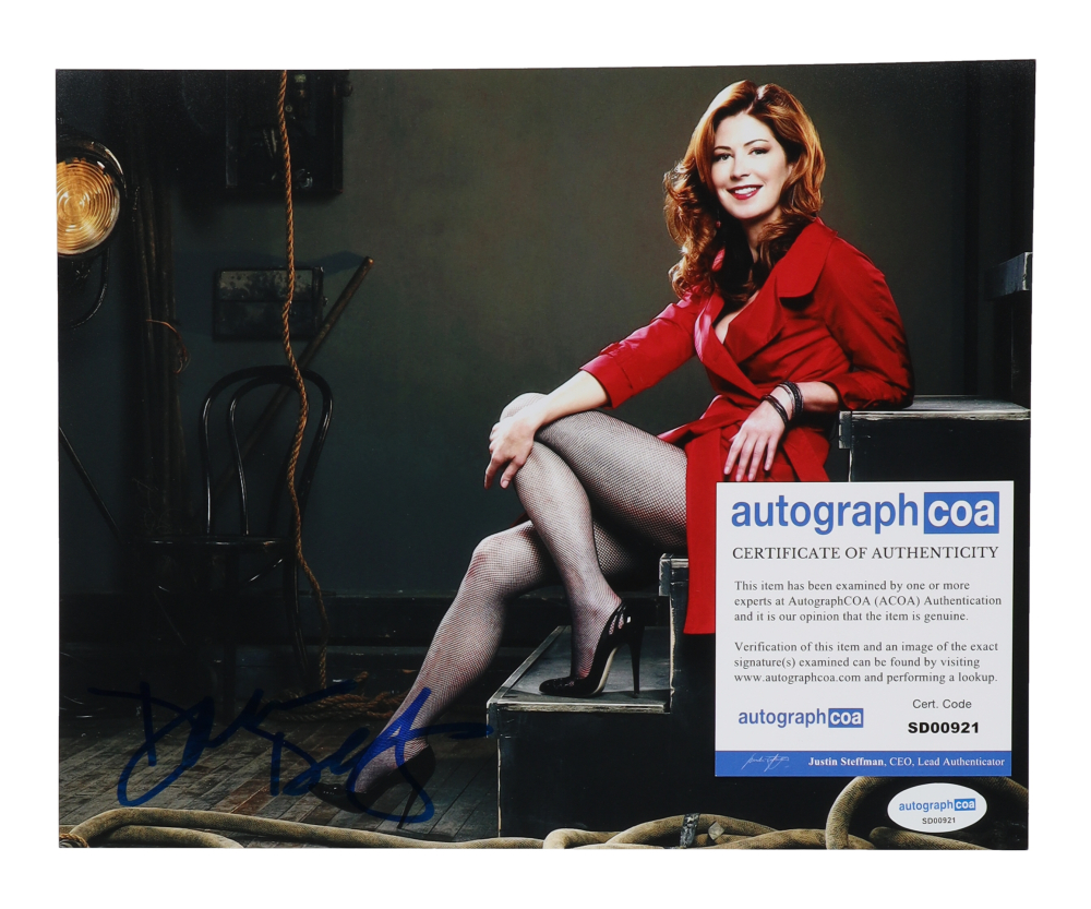Dana Delany Signed 8x10 Photo (ACOA) | Pristine Auction