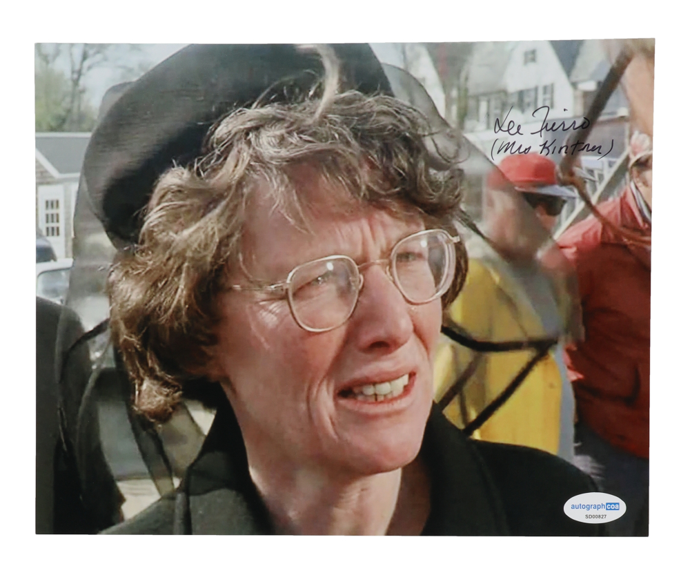 Lee Fierro Signed "Jaws" 8x10 Photo Inscribed "Mrs. Kintner ...