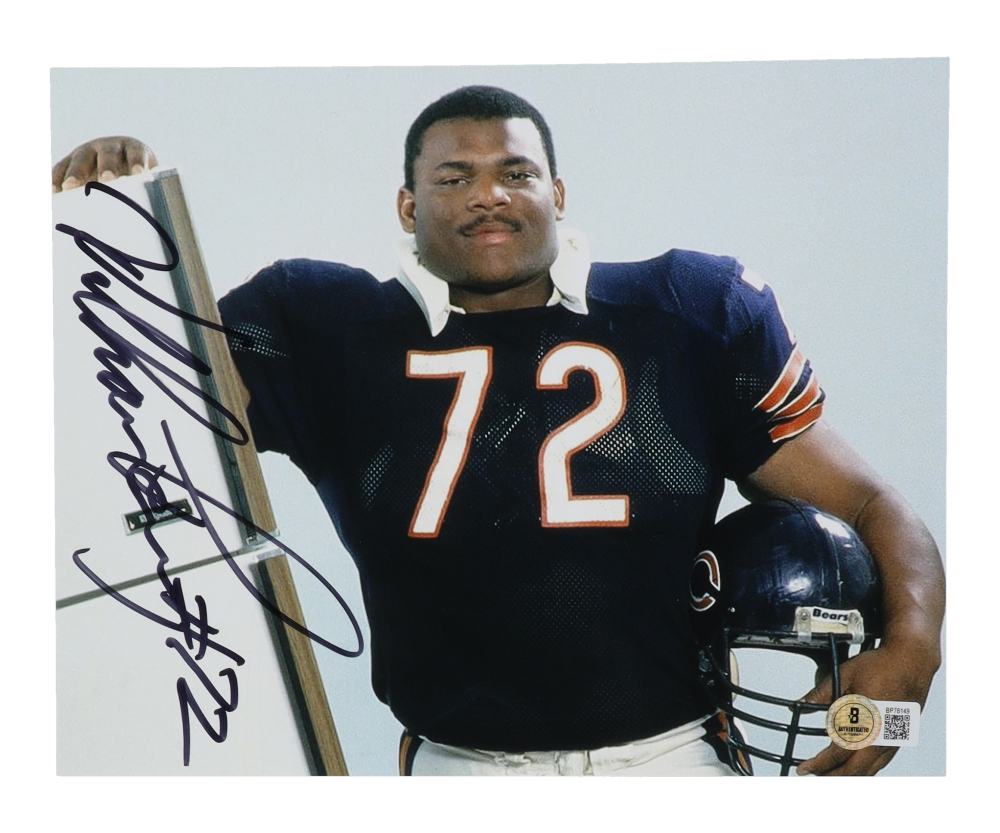 William Perry Signed Bears 8x10 Photo (Beckett) | Pristine Auction