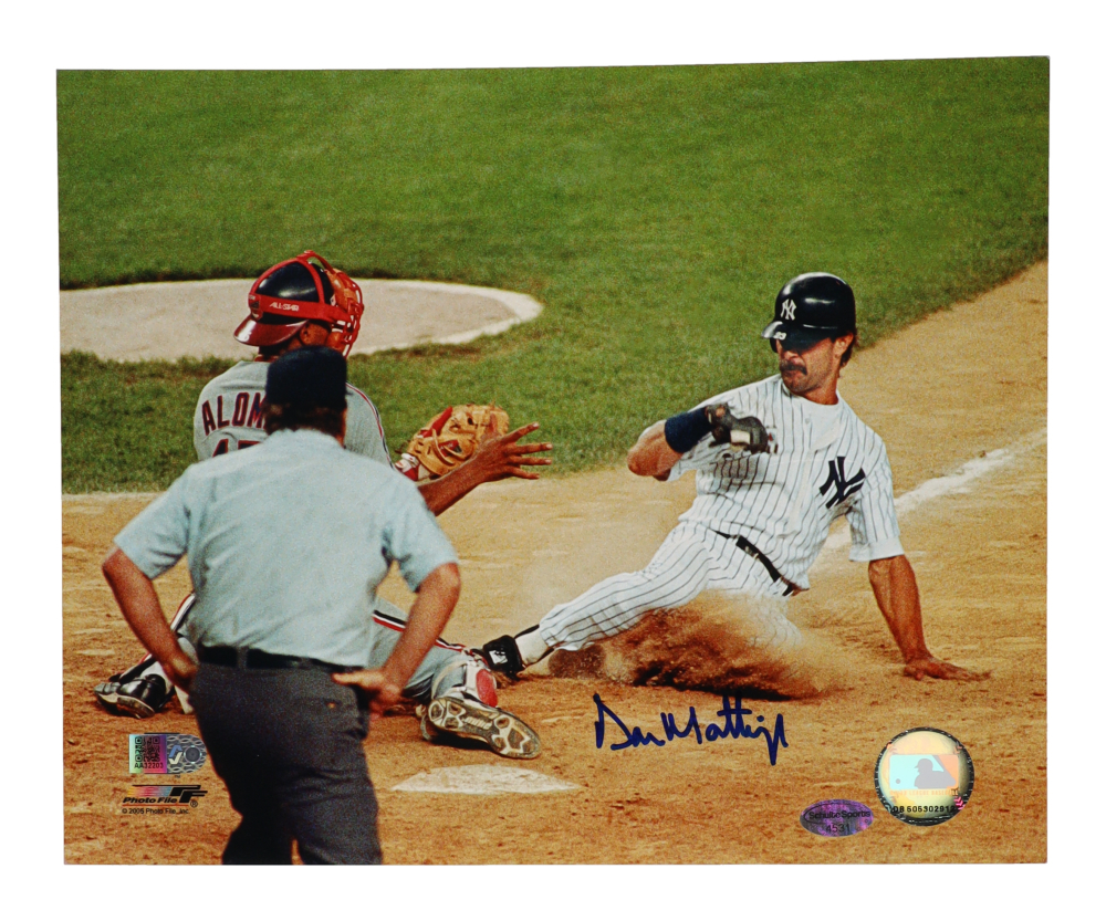 Don Mattingly Signed Yankees 8x10 Photo (AIV) | Pristine Auction