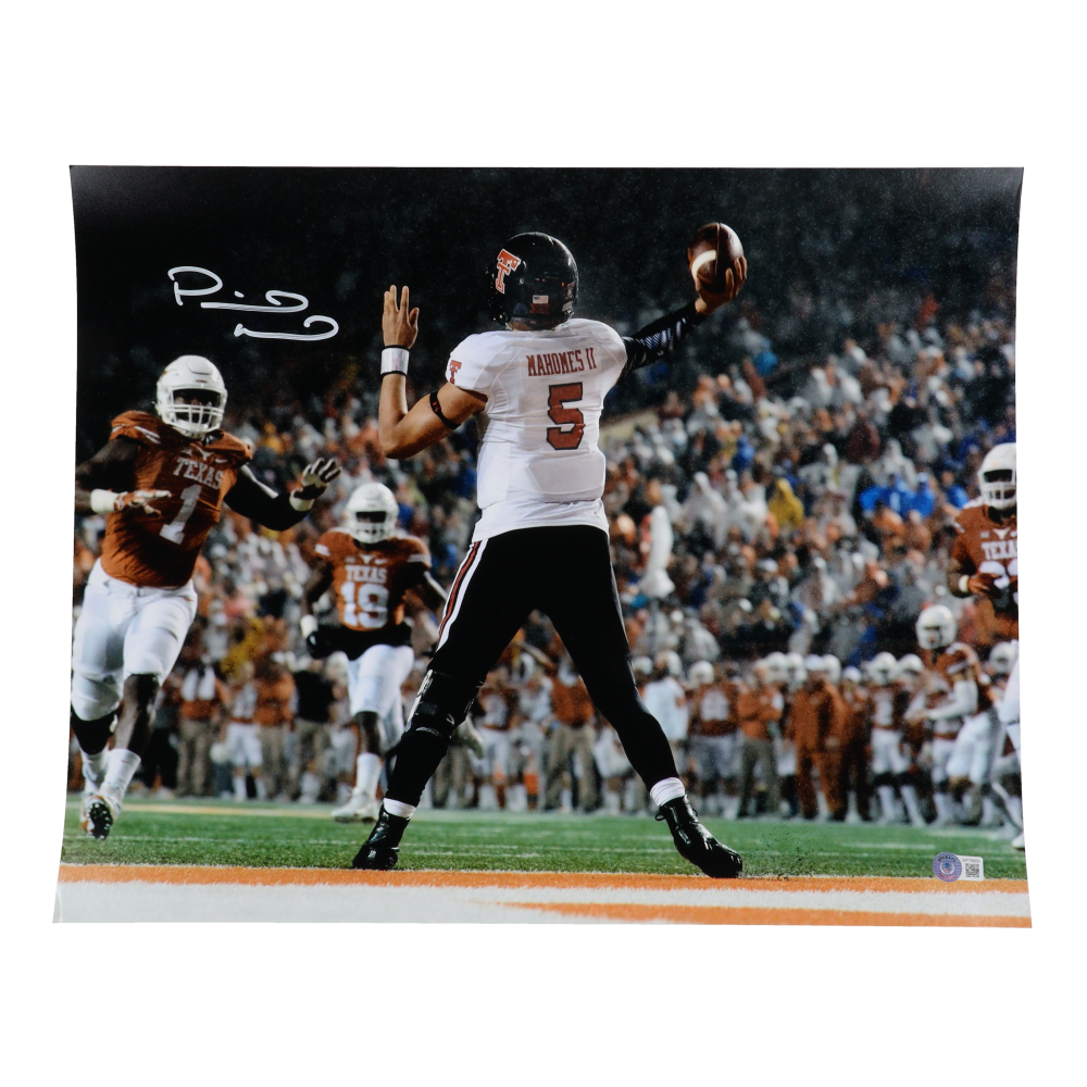 Patrick Mahomes Signed Texas Tech Red Raiders 16x20 Photo (Beckett ...