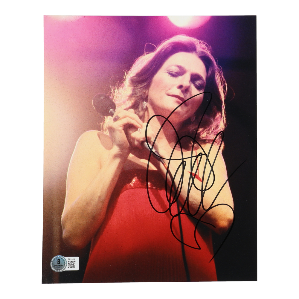 Judy Collins Signed 8x10 Photo (Beckett) | Pristine Auction