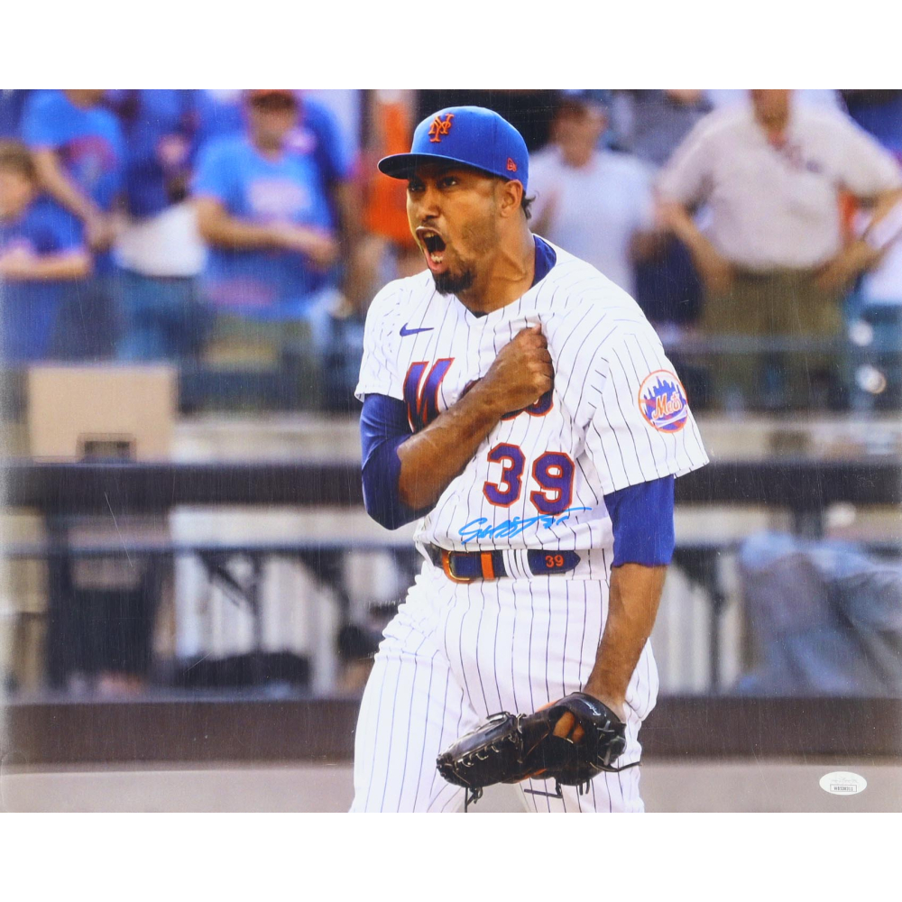 Edwin Diaz Signed Mets 16x20 Photo (JSA) | Pristine Auction