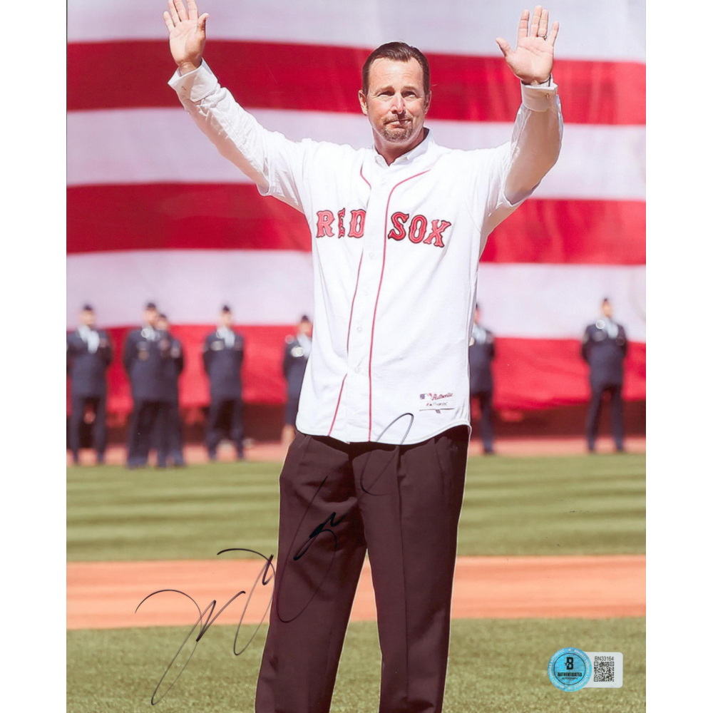 Tim Wakefield Signed Red Sox 8x10 Photo (Beckett) | Pristine Auction