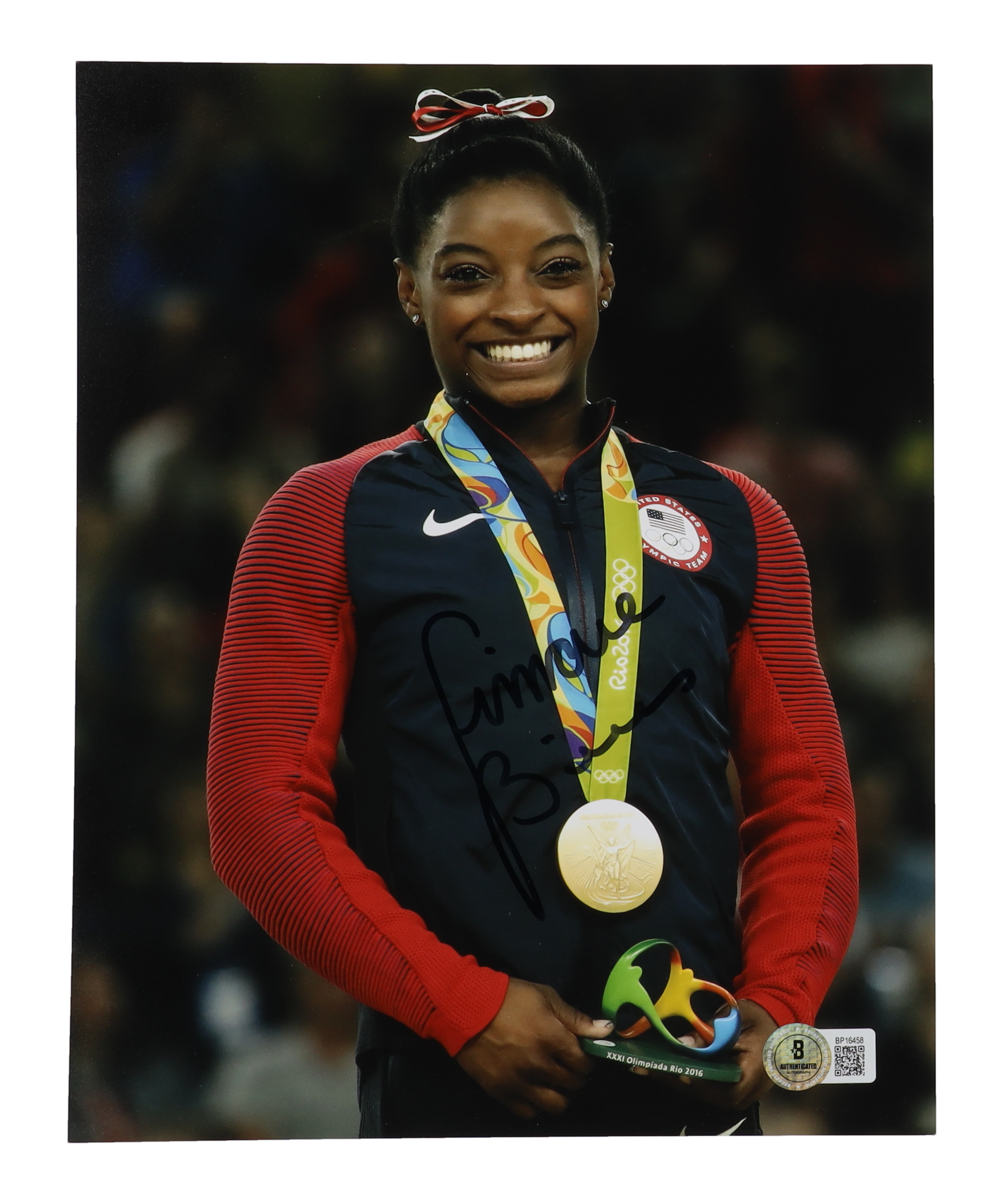 Simone Biles Signed Team USA 8x10 Photo (Beckett) | Pristine Auction