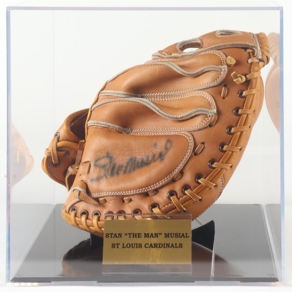 Stan Musial Signed Stan The Man Catchers Baseball Glove With Nameplate ...