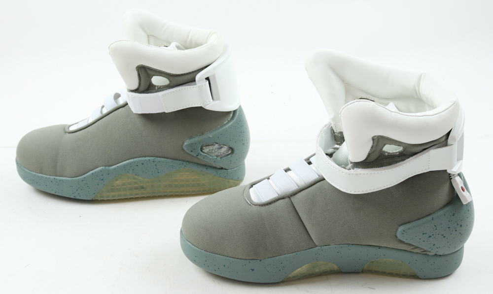 Michael J. Fox Signed "Back to the Future Part II" Replica Prop Shoe ...
