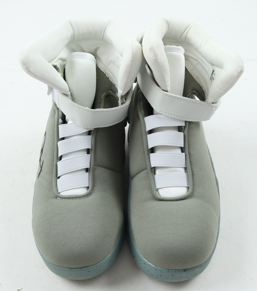 Michael J. Fox Signed "Back to the Future Part II" Replica Prop Shoe ...