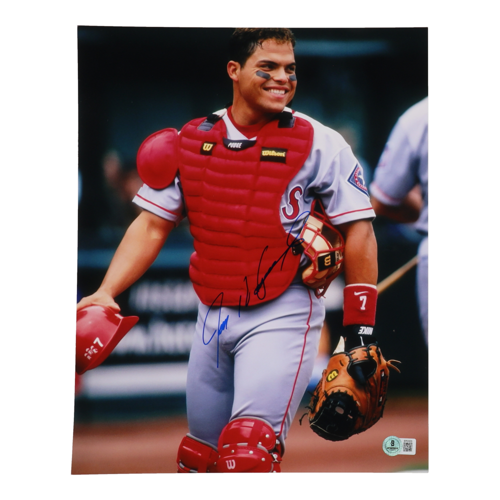 Ivan Rodriguez Signed Rangers 11x14 Photo (Beckett) | Pristine Auction
