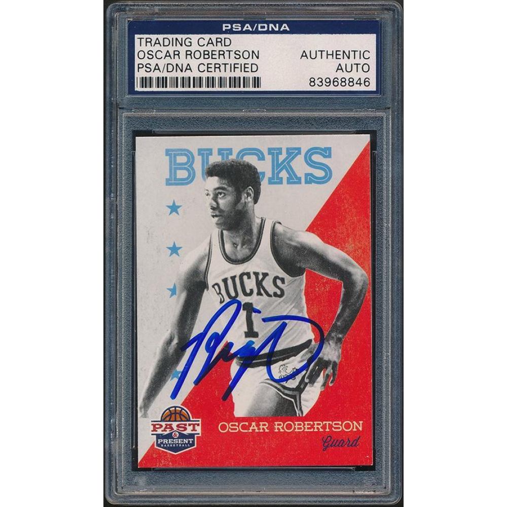 Oscar Robertson Signed 2011-12 Panini Past and Present #91 (PSA ...