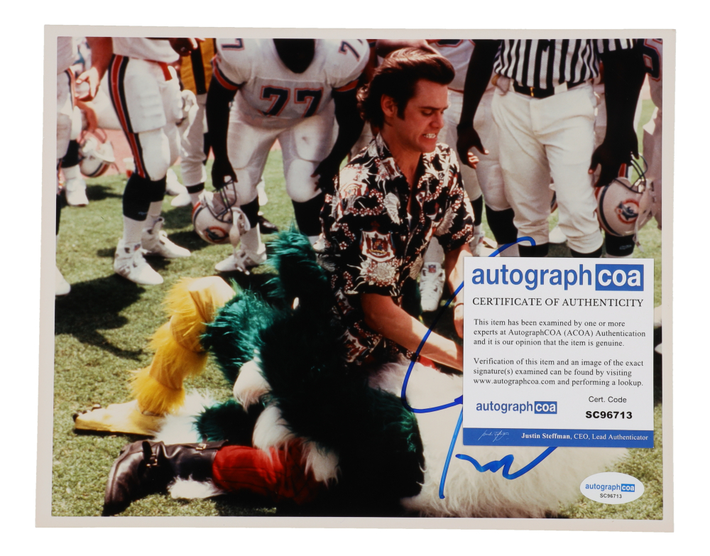 Jim Carrey Signed "Ace Ventura: Pet Detective" 8x10 Photo (AutographCOA ...