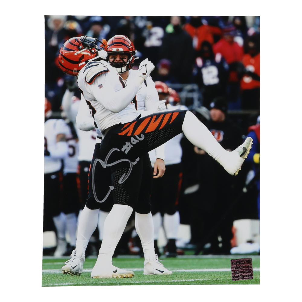 Cameron Sample Signed Bengals 8x10 Photo (Playball Ink) | Pristine Auction