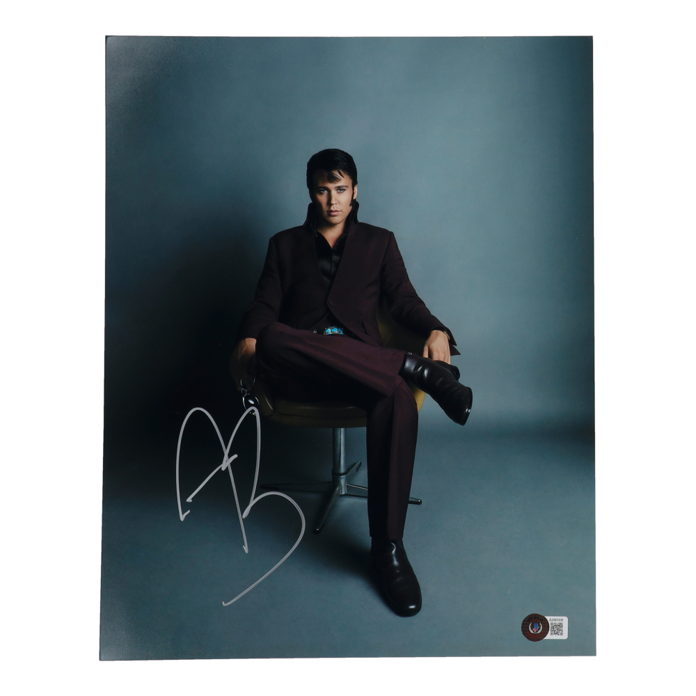 Austin Butler Signed "Elvis" 11x14 Photo (Beckett) | Pristine Auction