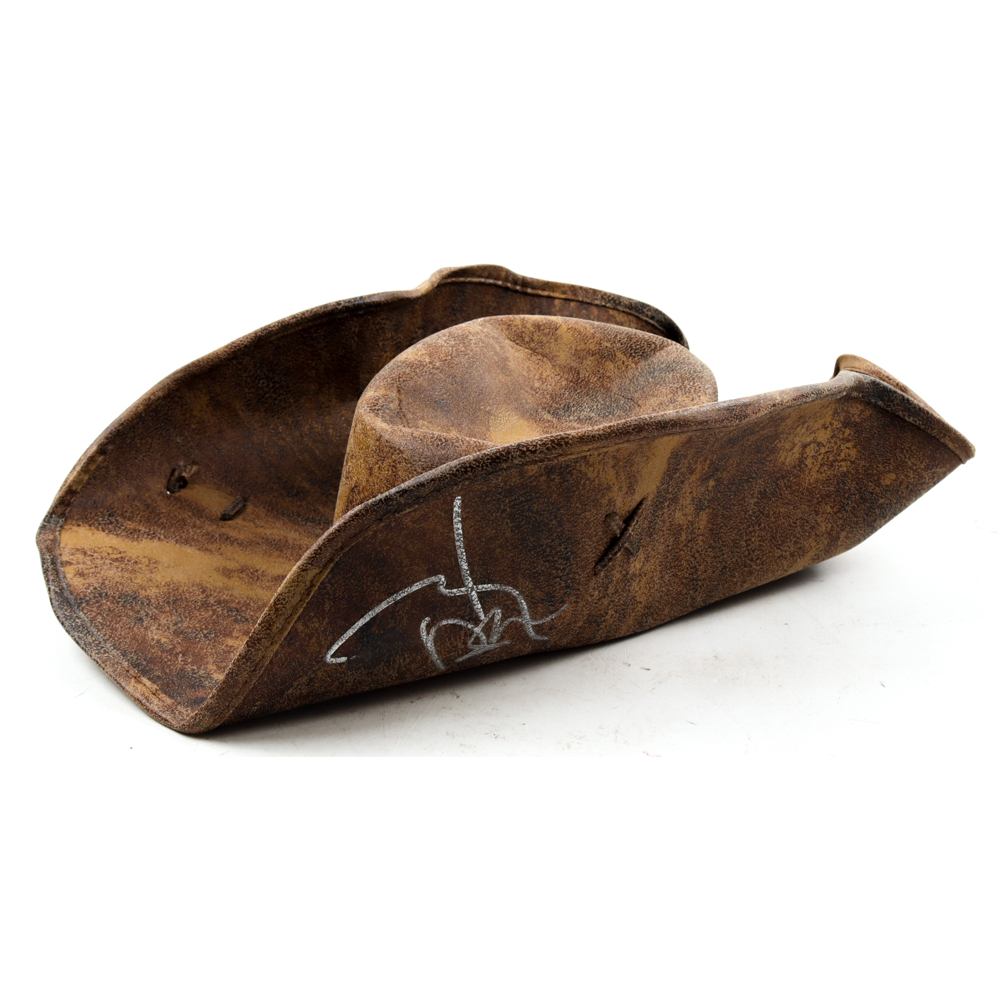 Johnny Depp Signed "Pirates of the Caribbean" Replica Hat (PSA ...