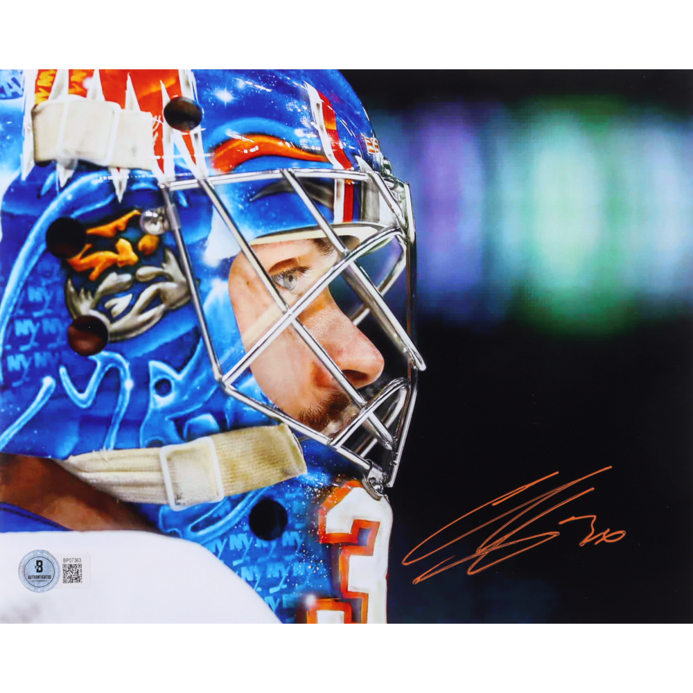 Ilya Sorokin Signed Islanders 8x10 Photo (Beckett) | Pristine Auction