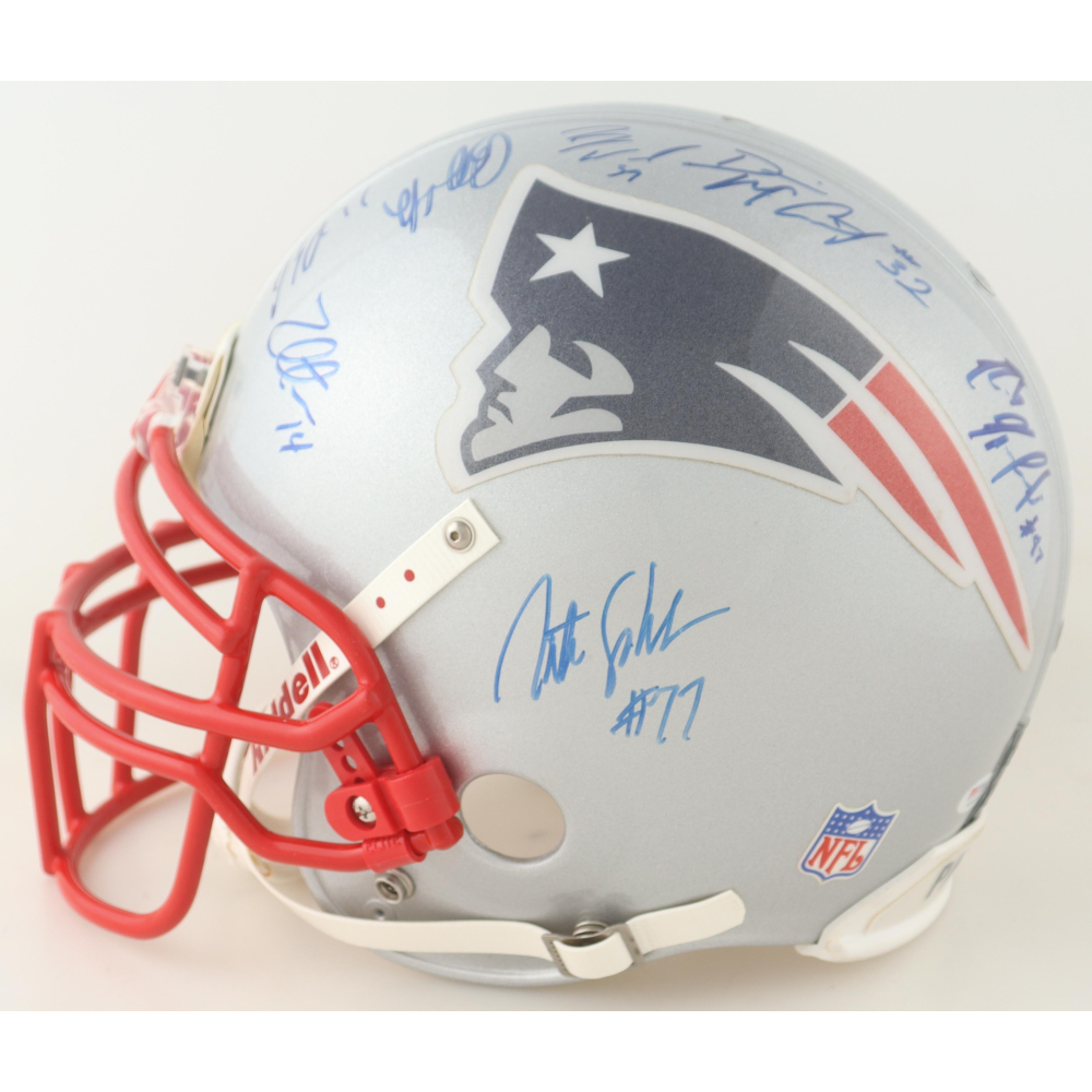 2010 Patriots Full-Size Authentic On-Field Helmet Team-Signed By (15 ...