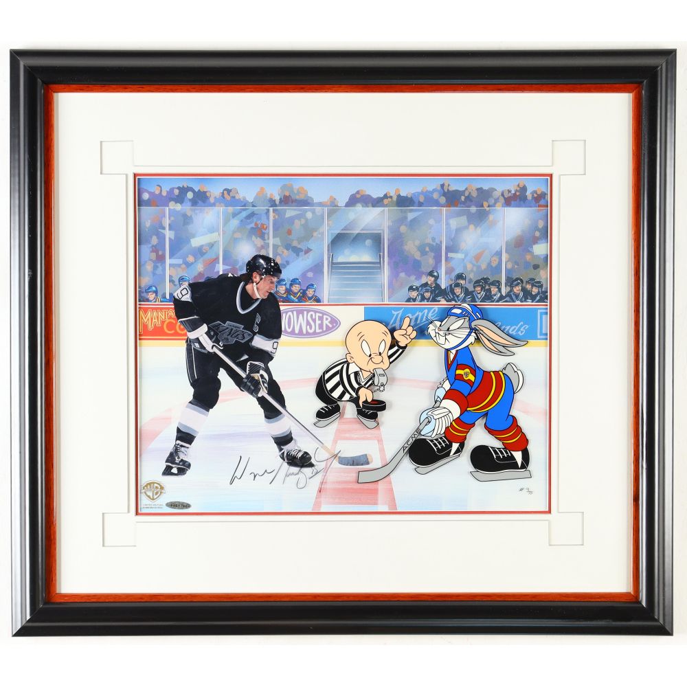 Wayne Gretzky Signed LE "Looney Tunes" Custom Framed Animation Cel ...