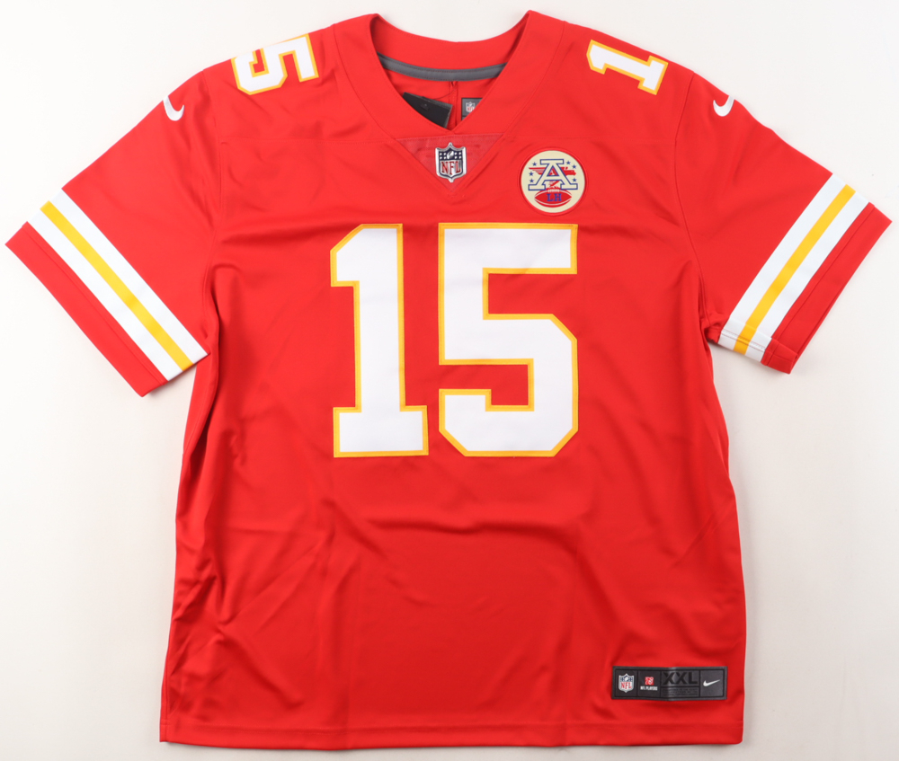 Patrick Mahomes II Signed Chiefs Nike Jersey (Beckett) | Pristine Auction