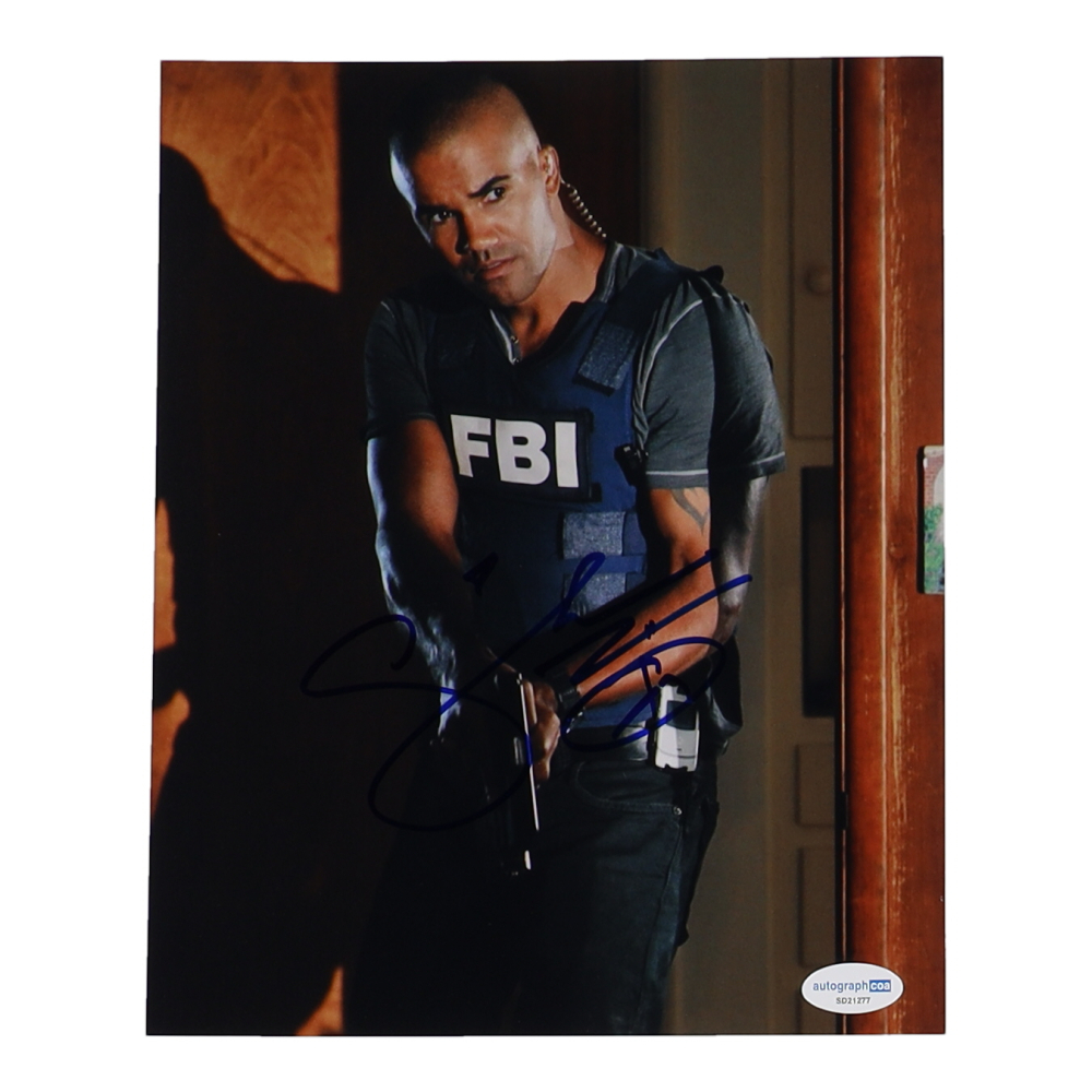 Shemar Moore Signed "Criminal Minds" 8x10 Photo (AutographCOA ...