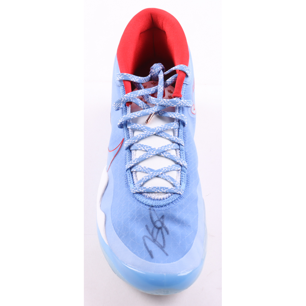 Kevin Durant Signed KD Nike Basketball Shoe (Beckett) | Pristine Auction