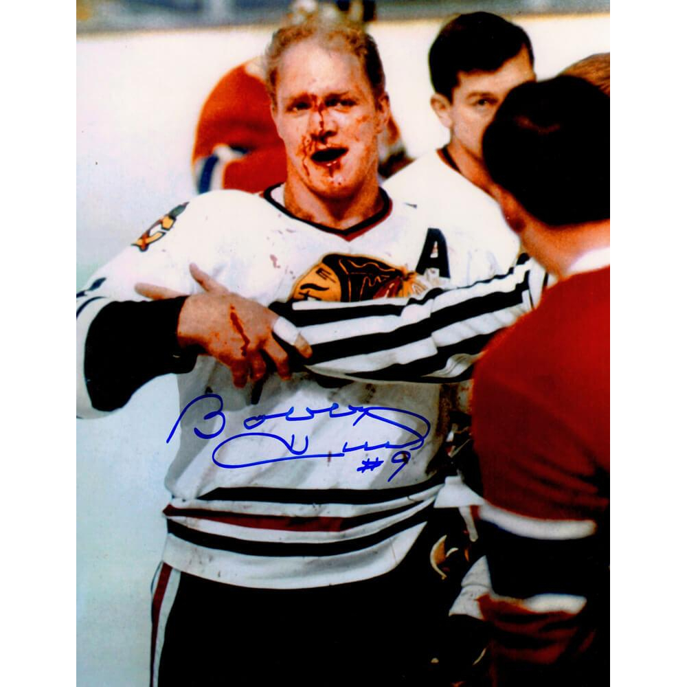 Bobby Hull Signed Blackhawks 11x14 Photo (Schwartz) | Pristine Auction