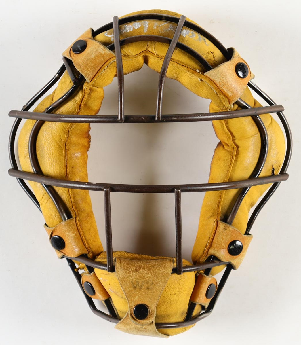 Johnny Bench Signed Rawlings Circa 1950s Iron & Leather Catchers Mask ...