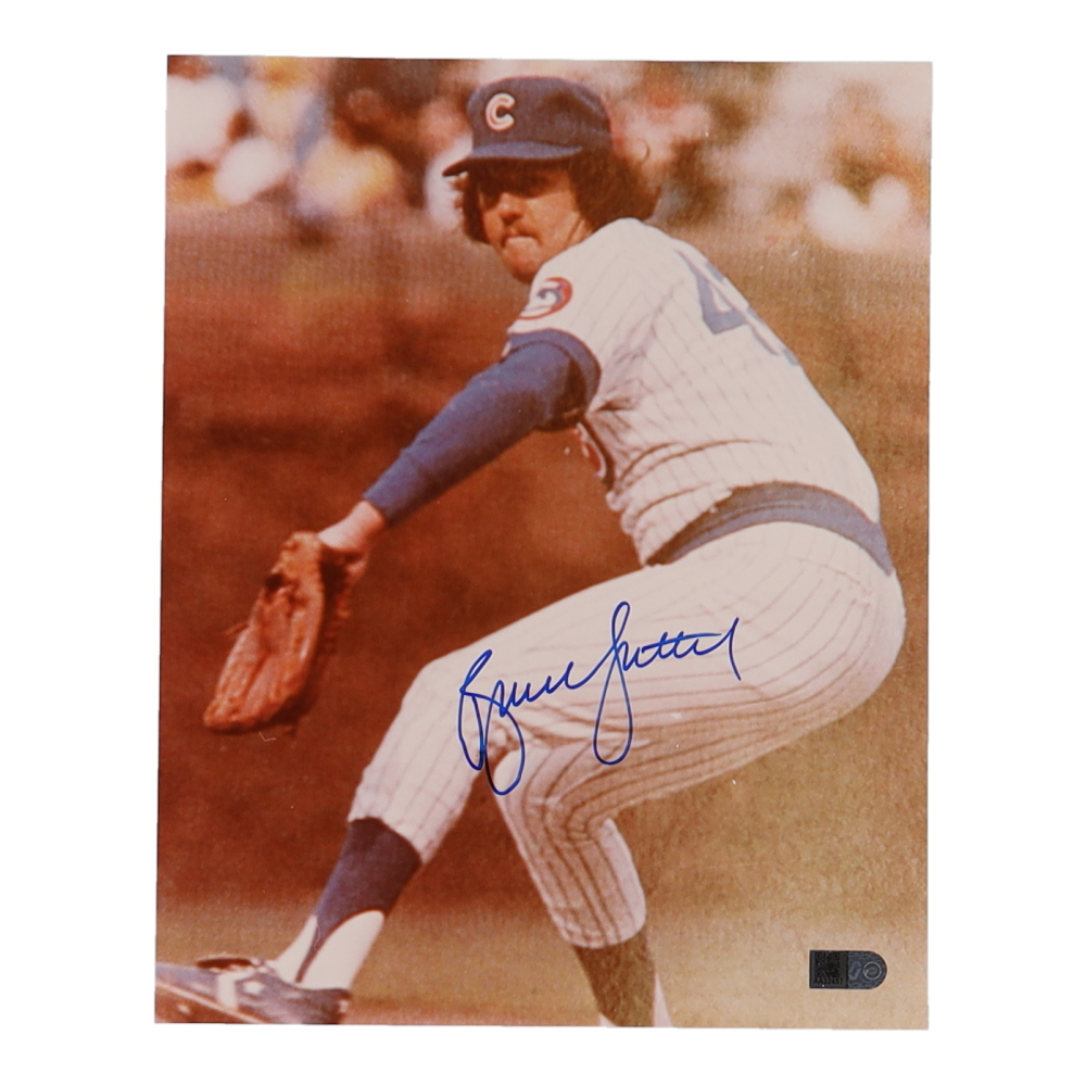 Bruce Sutter Signed Cubs 8x10 Photo (AIV) | Pristine Auction