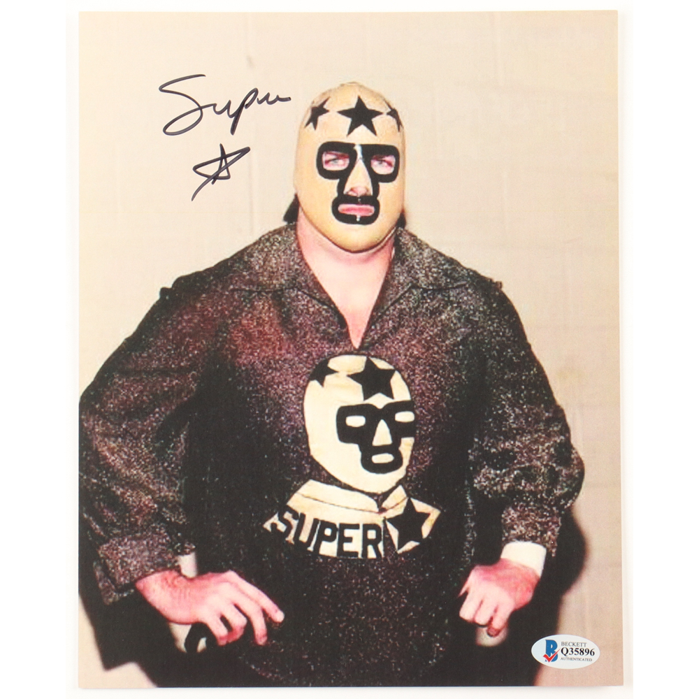 Masked Superstar Signed "WWF" 8x10 Photo (Beckett) | Pristine Auction