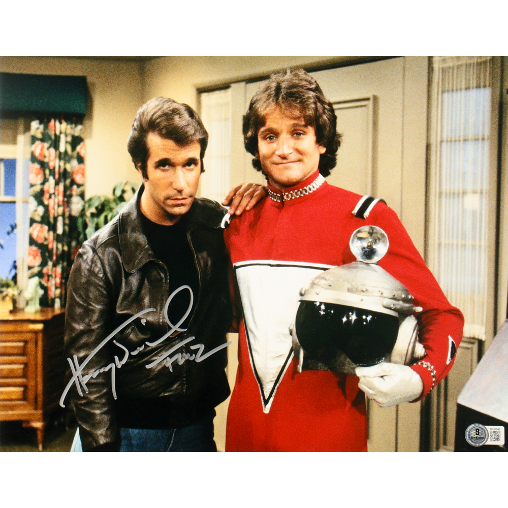 Henry Winkler Signed "Happy Days" 11x14 Photo Inscribed "Fonz" (Beckett) | Pristine Auction