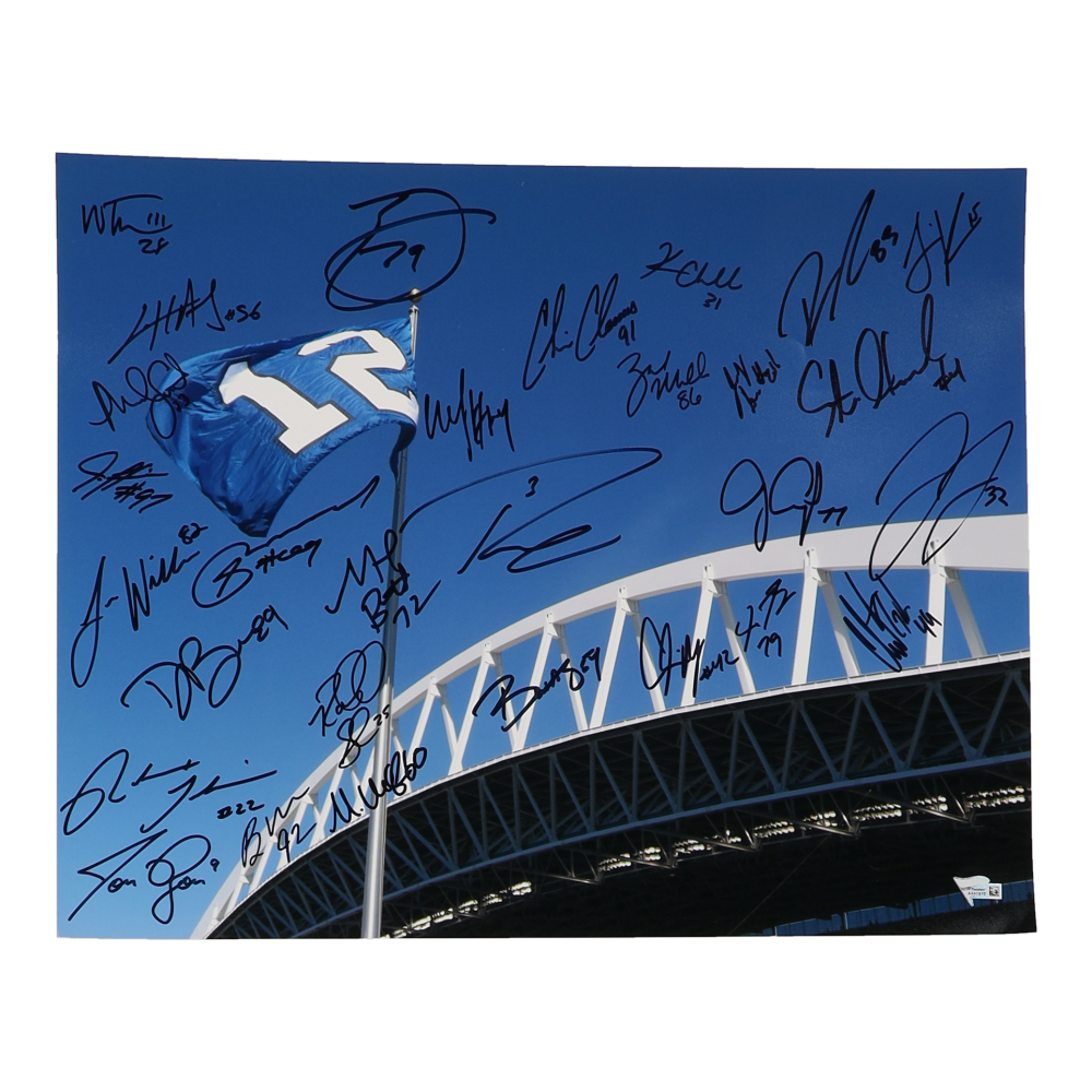 Seahawks 16x20 Photo Signed By (29) With Russell Wilson, Marshawn Lynch ...