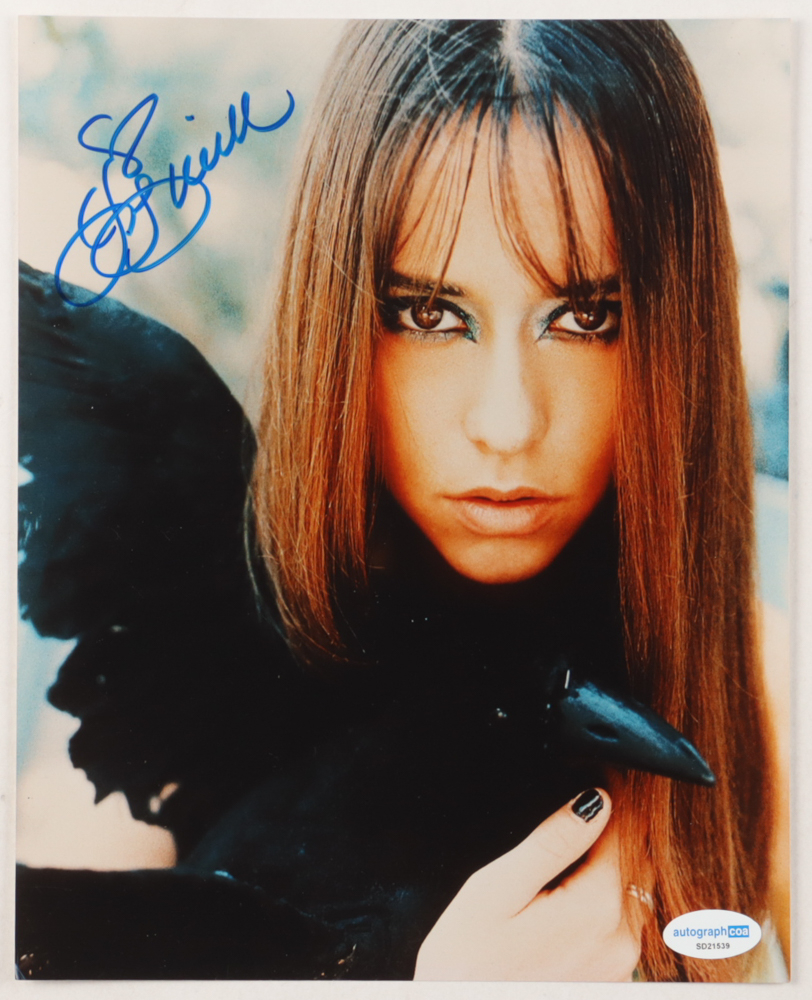 Jennifer Love Hewitt Signed 8x10 Photo (ACOA) | Pristine Auction