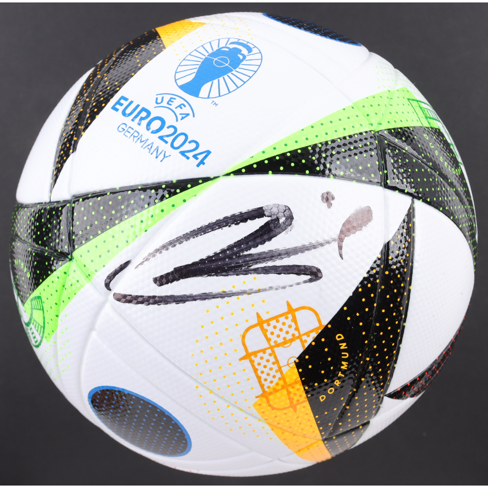 Harry Kane Signed Euro 2024 Soccer Ball (Fanatics) | Pristine Auction