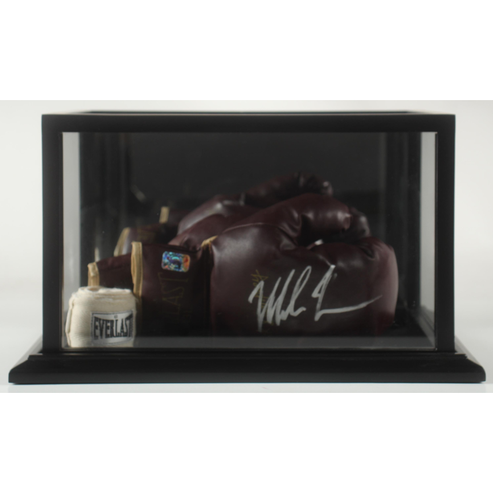 Mike Tyson Signed Vintage Pair of Everlast Jack Dempsey Boxing Gloves ...