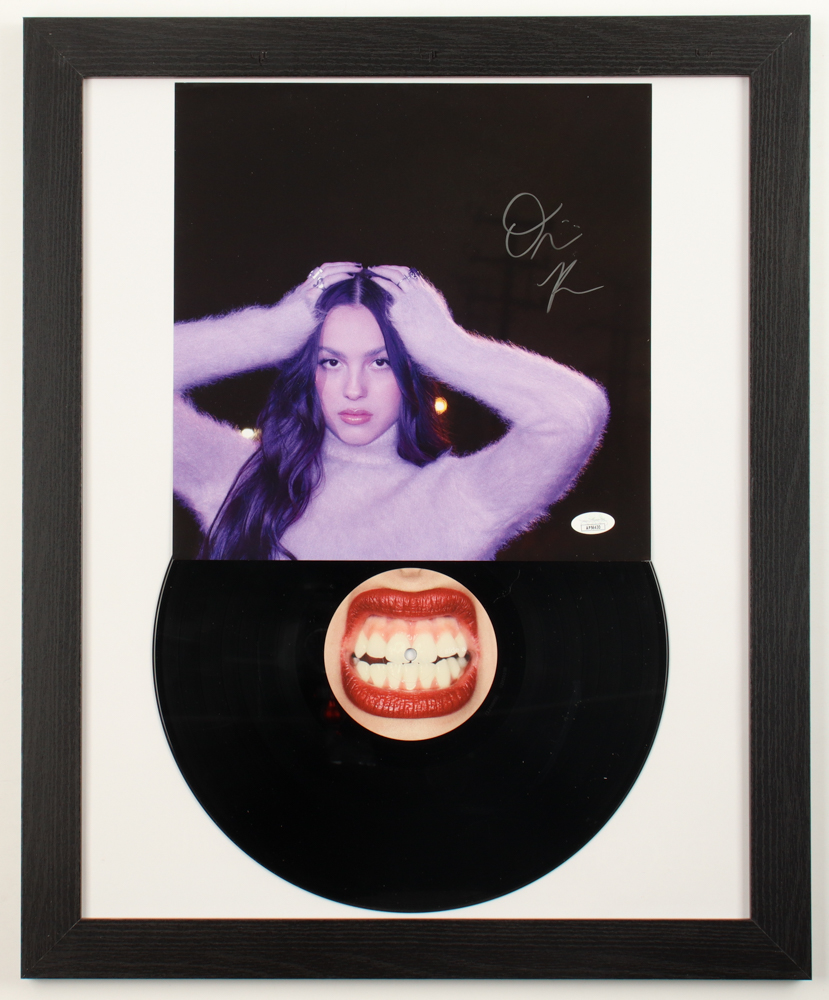 Olivia Rodrigo Signed "GUTS" Custom Framed Record Album Sleeve Display ...