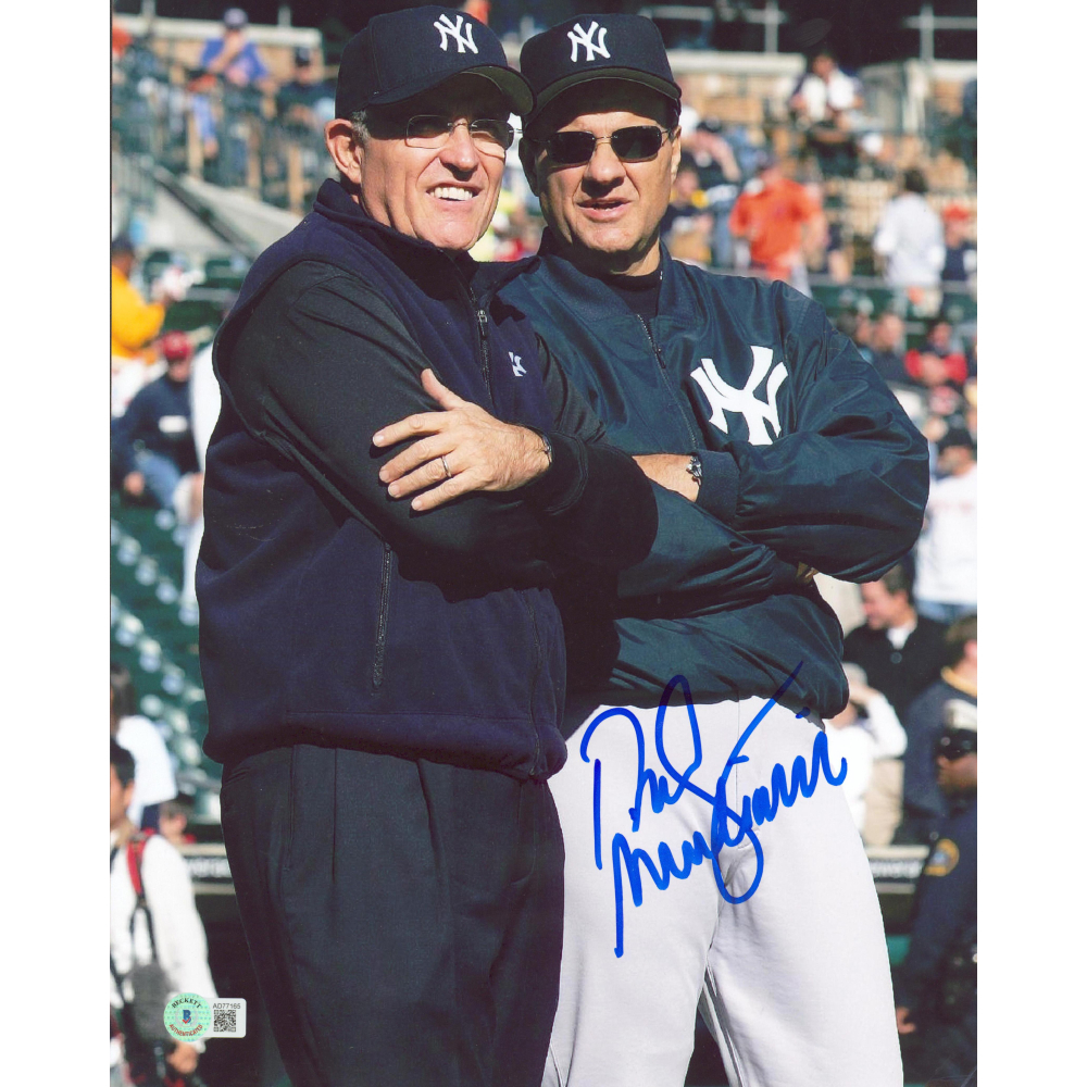 Rudy Giuliani Signed 8x10 Photo (Beckett) | Pristine Auction