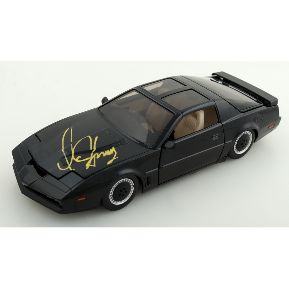 David Hasselhoff Signed "Knight Rider" 1:24 Diecast Car (Beckett ...