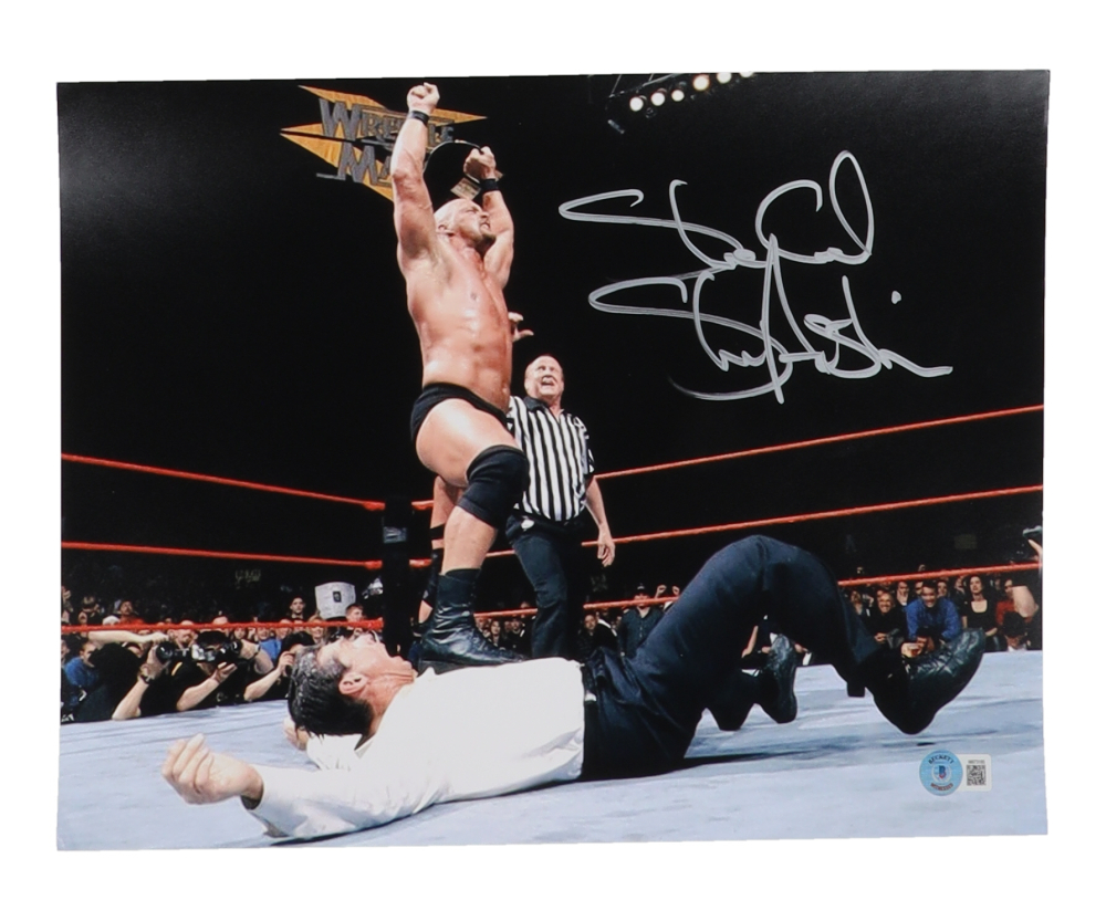 "Stone Cold" Steve Austin Signed WWE 11x14 Photo (Beckett) | Pristine ...