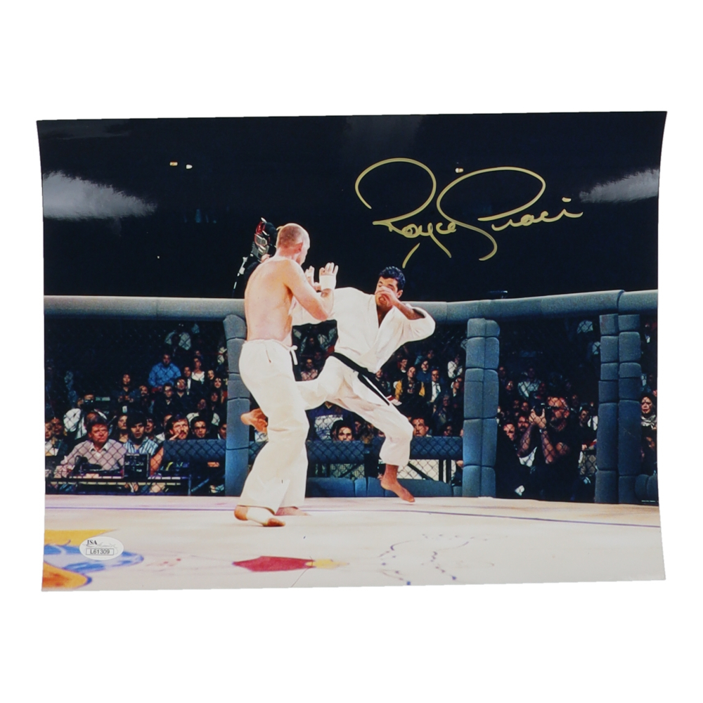 Royce Gracie Signed UFC 11x14 Photo (JSA) | Pristine Auction