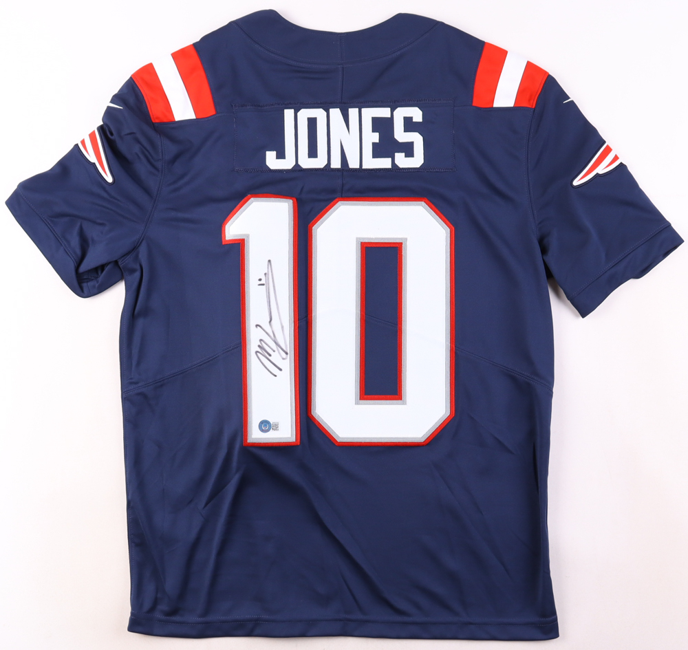 Mac Jones Signed Patriots Jersey (Beckett) | Pristine Auction