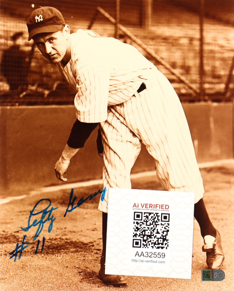 Lefty Gomez Signed Yankees 8x10 Photo (AIV) | Pristine Auction