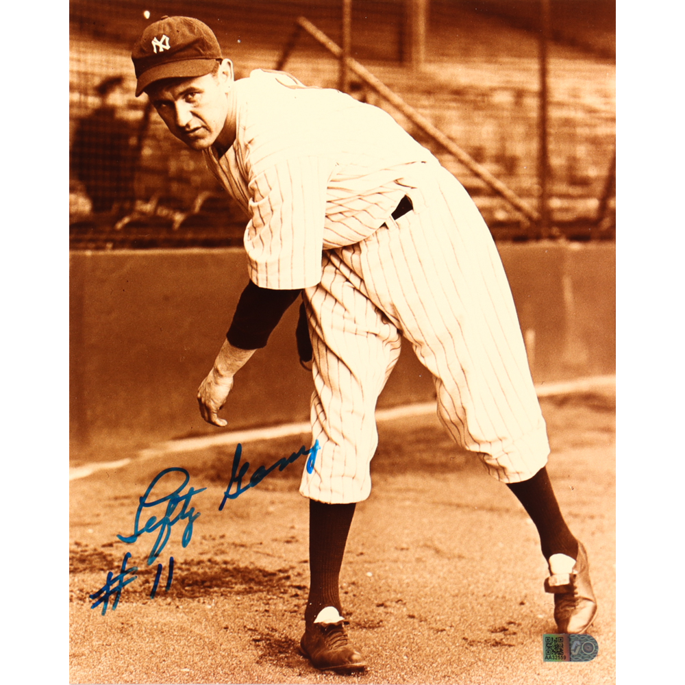 Lefty Gomez Signed Yankees 8x10 Photo (AIV) | Pristine Auction