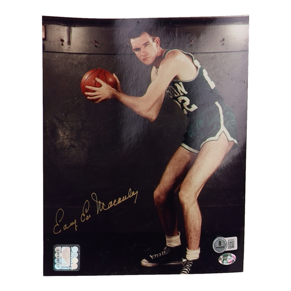 Ed Macauley Signed Hawks 8x10 Photo (Beckett) | Pristine Auction