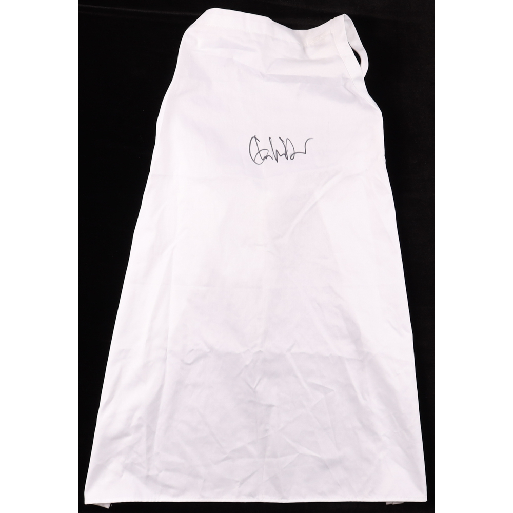 Ebon Moss-Bachrach Signed "The Bear" Apron (Beckett) | Pristine Auction