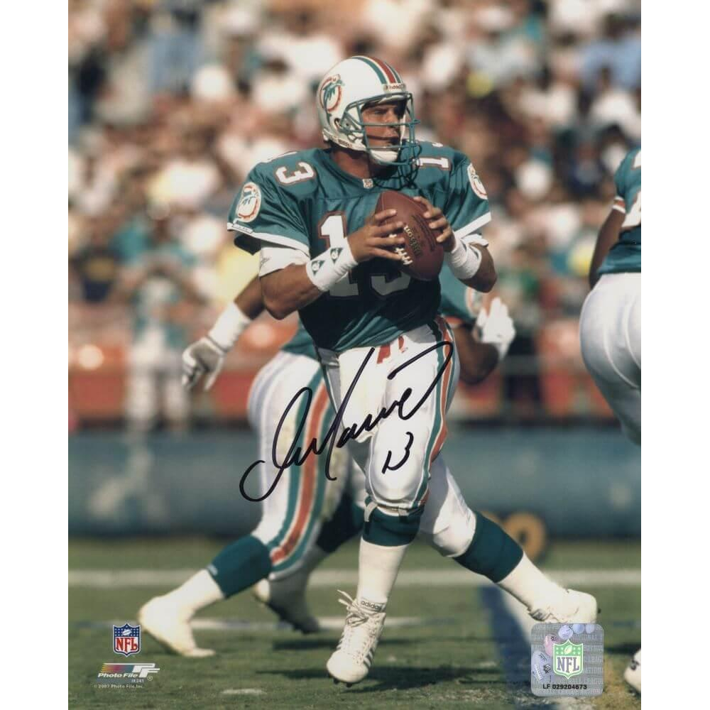 Dan Marino Signed Dolphins 8x10 Photo (Schwartz) | Pristine Auction